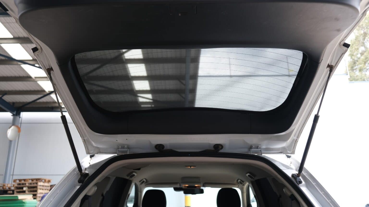 Mitsubishi Outlander Sunshades - Perfect Fit Guaranteed - Snap Shades
