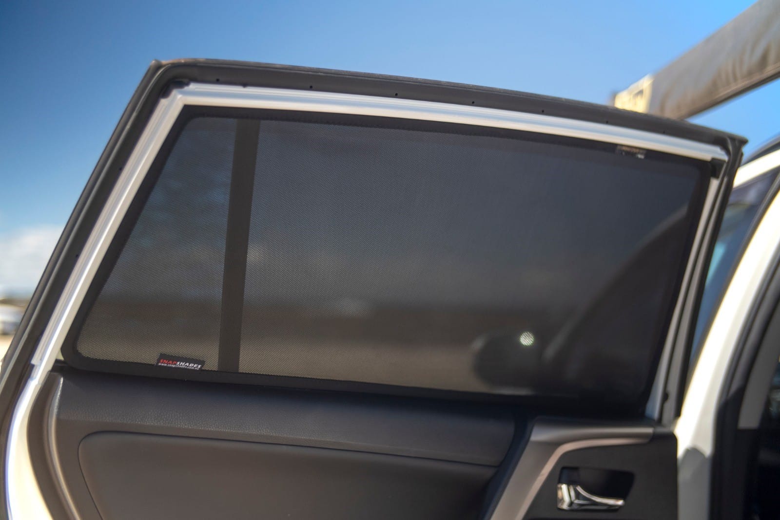 Car Window Shade, Perfect Fitting Car Sunshades - Snap Shades